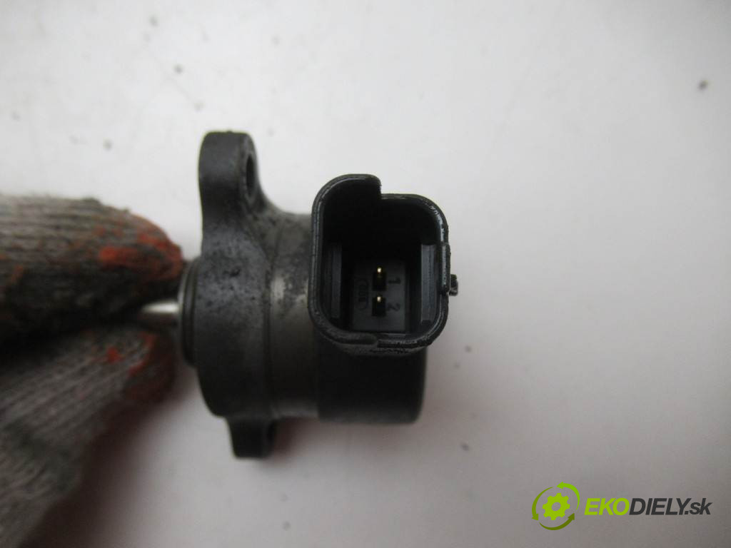 Citroen Xsara Picasso 0 regulátor tlaku paliva 0281002284 | EkoDily.cz