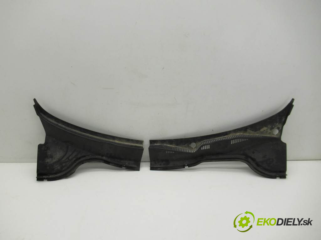 Volkswagen Passat B6 0 torpédo, plast pod čelné okno 3C1819404B ...